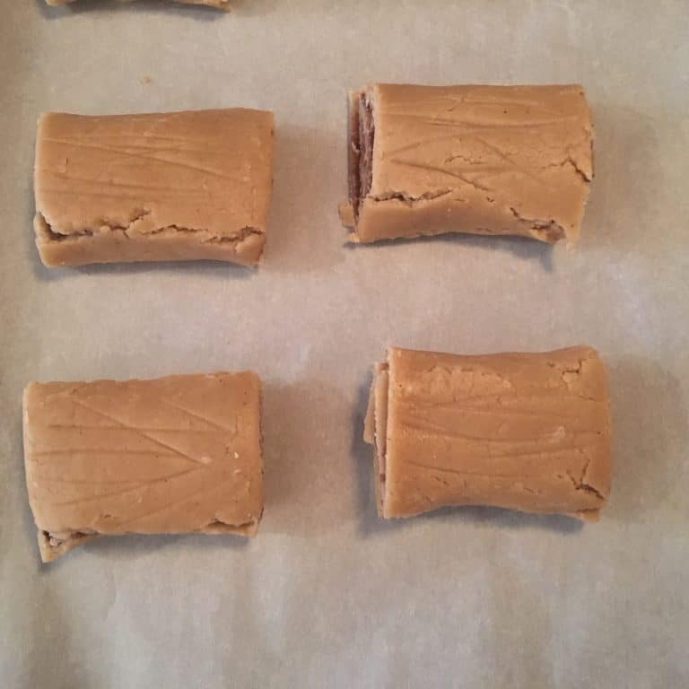 Gingerbread Yule log cookies| Nutella stuffed cookies-Food Meanderings