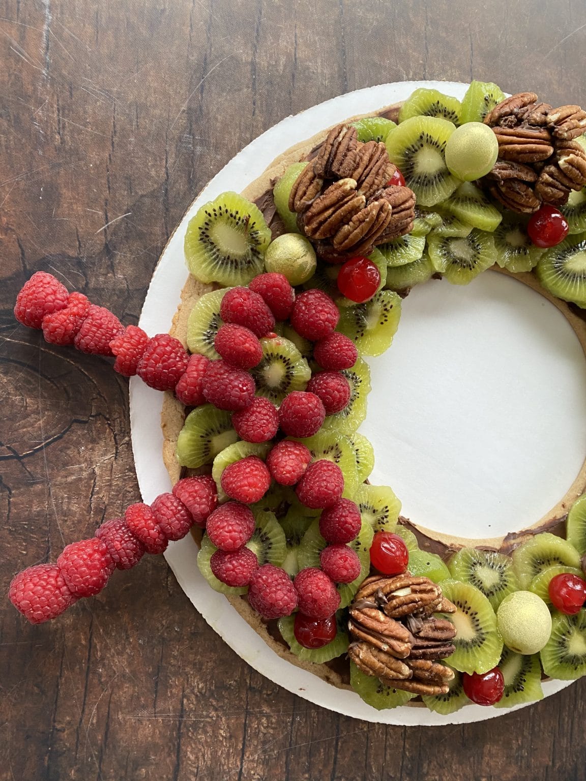 Gingerbread Fruit Christmas Wreath - Food Meanderings