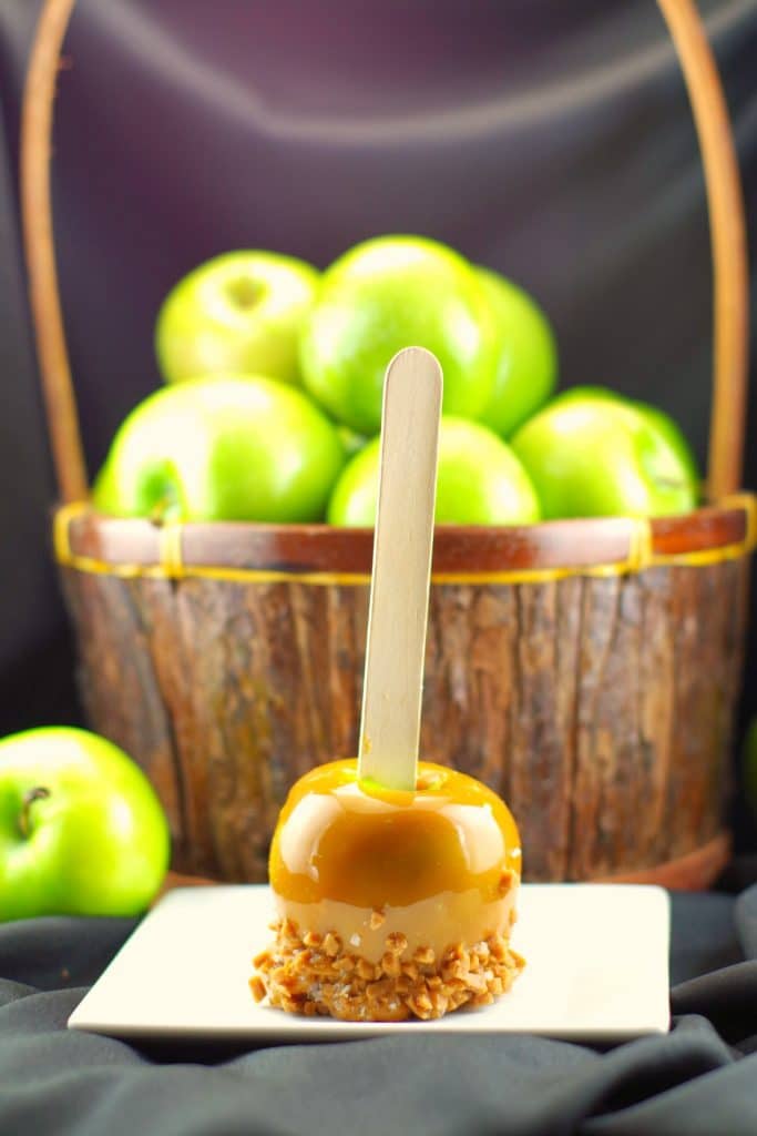 Salted Toffee Halloween Caramel Apples - Food Meanderings