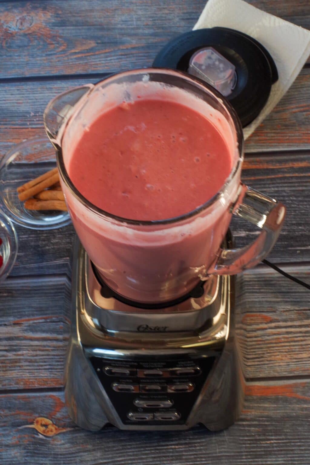 Raspberry Gingerbread Christmas Smoothie - Food Meanderings
