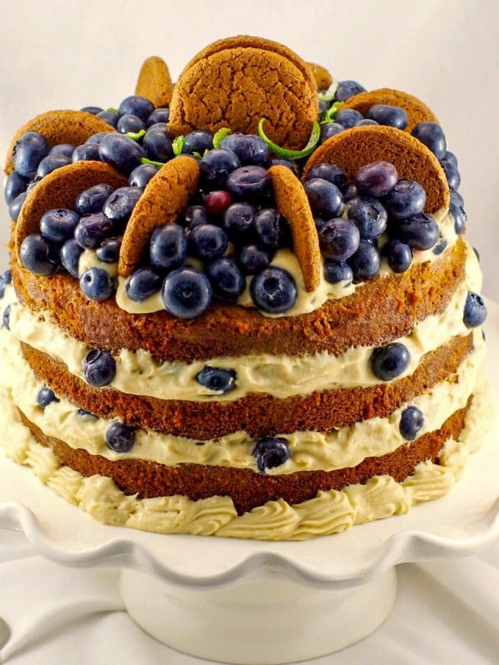 Top 10 tips for Building a Large Gingerbread House - Food Meanderings