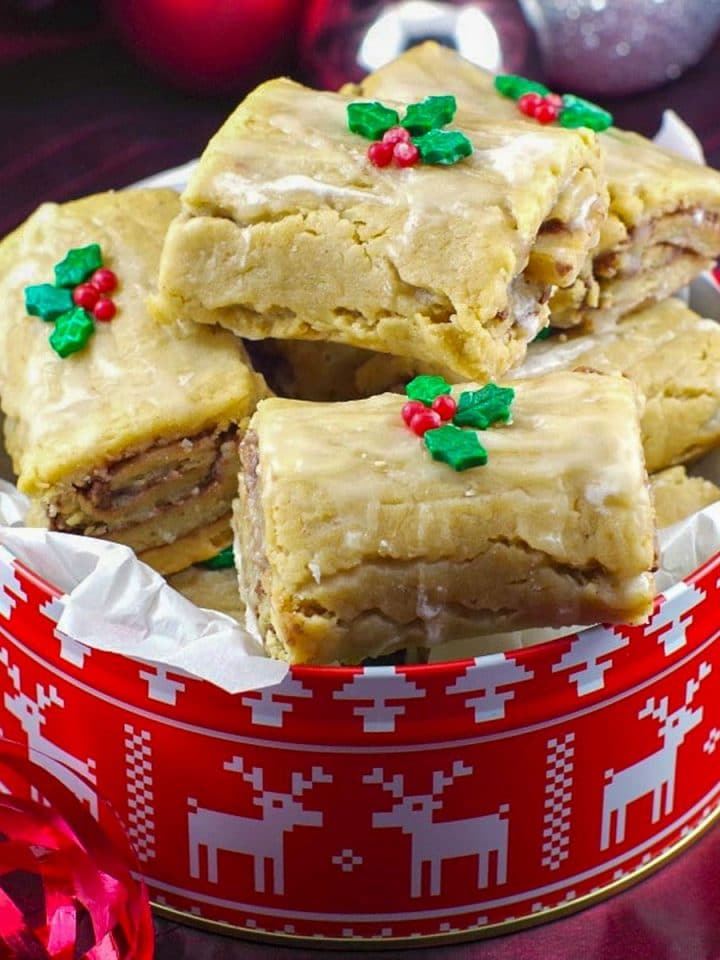 Christmas Almond Pinwheel Cookies - Food Meanderings