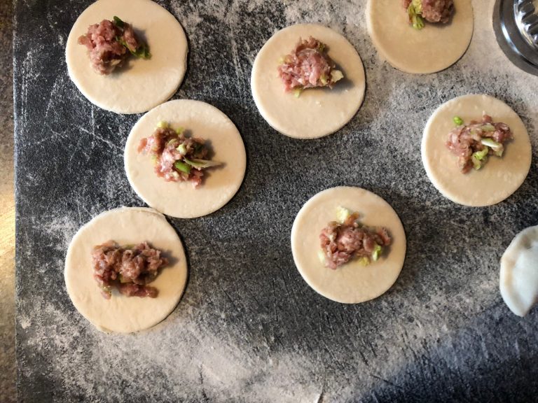 Wortip (Pork and Vegetable Chinese Dumplings) - Food Meanderings