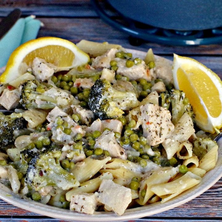 Healthy Creamy Lemon Chicken Pasta | WW friendly - Food Meanderings