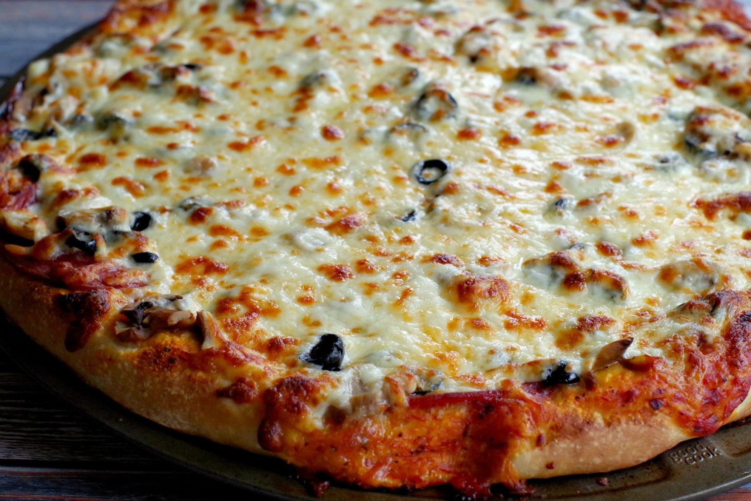 Bread Machine Pizza Dough Recipe- Food Meanderings