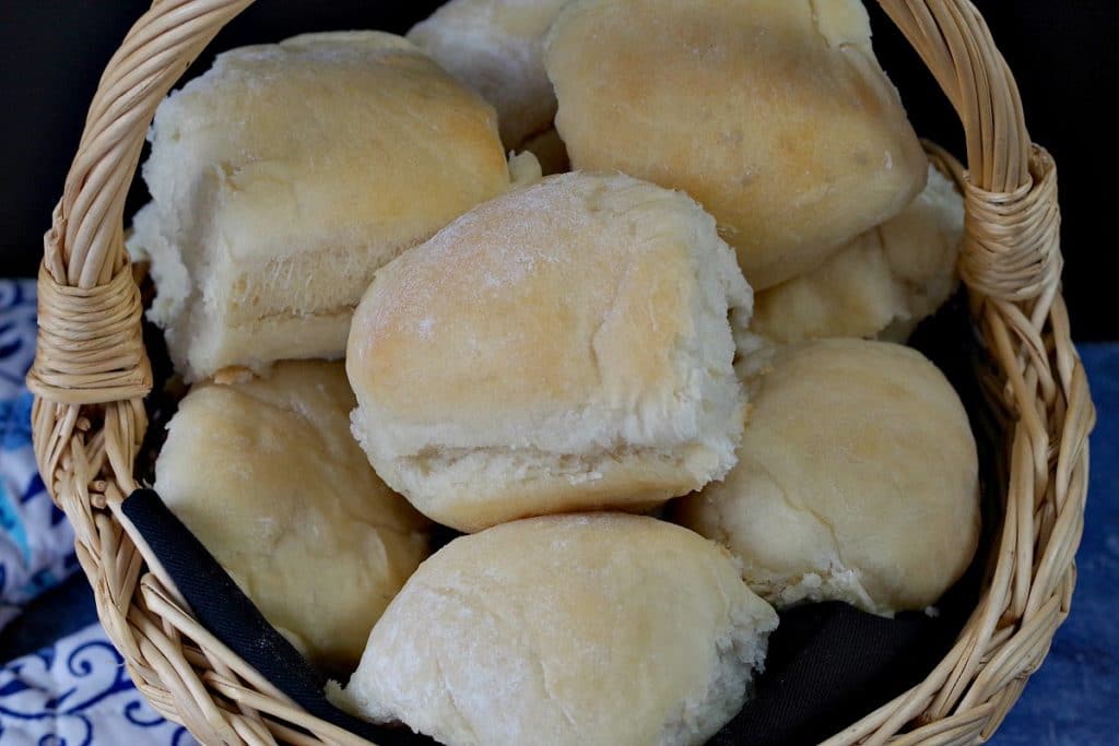 Dinner Buns Recipe | Granny buns - Food Meanderings