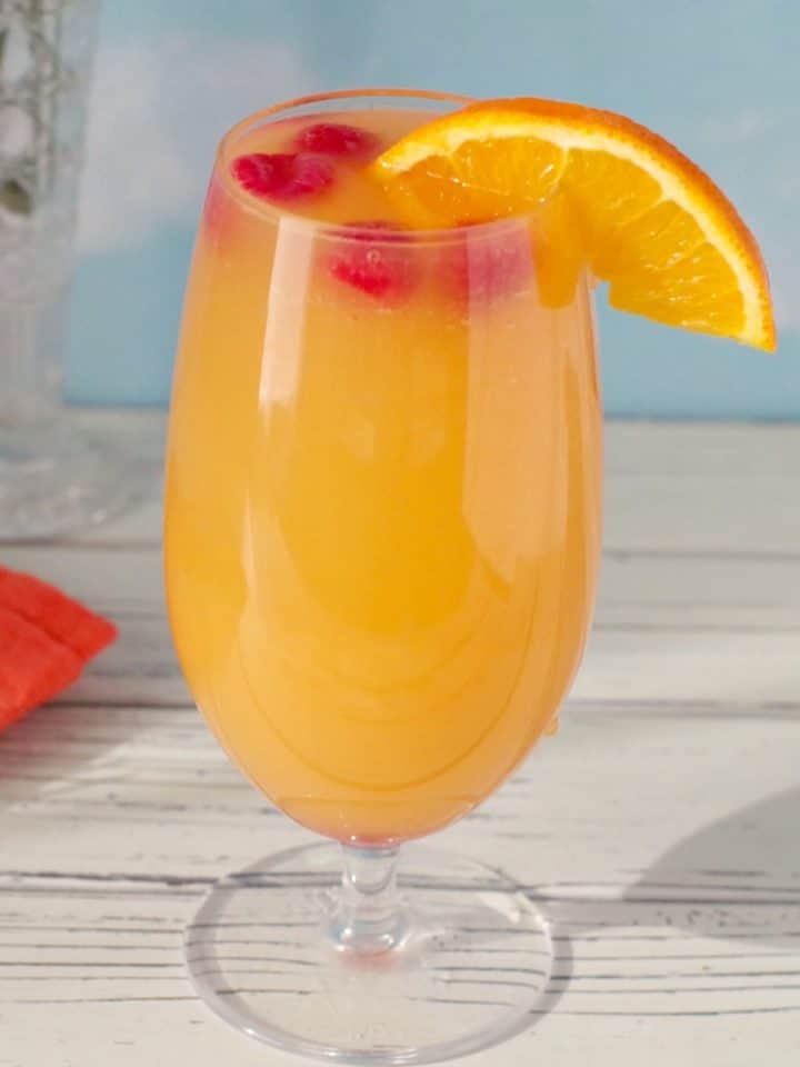 Cranberry Cosmo Mocktail | non alcoholic - Food Meanderings