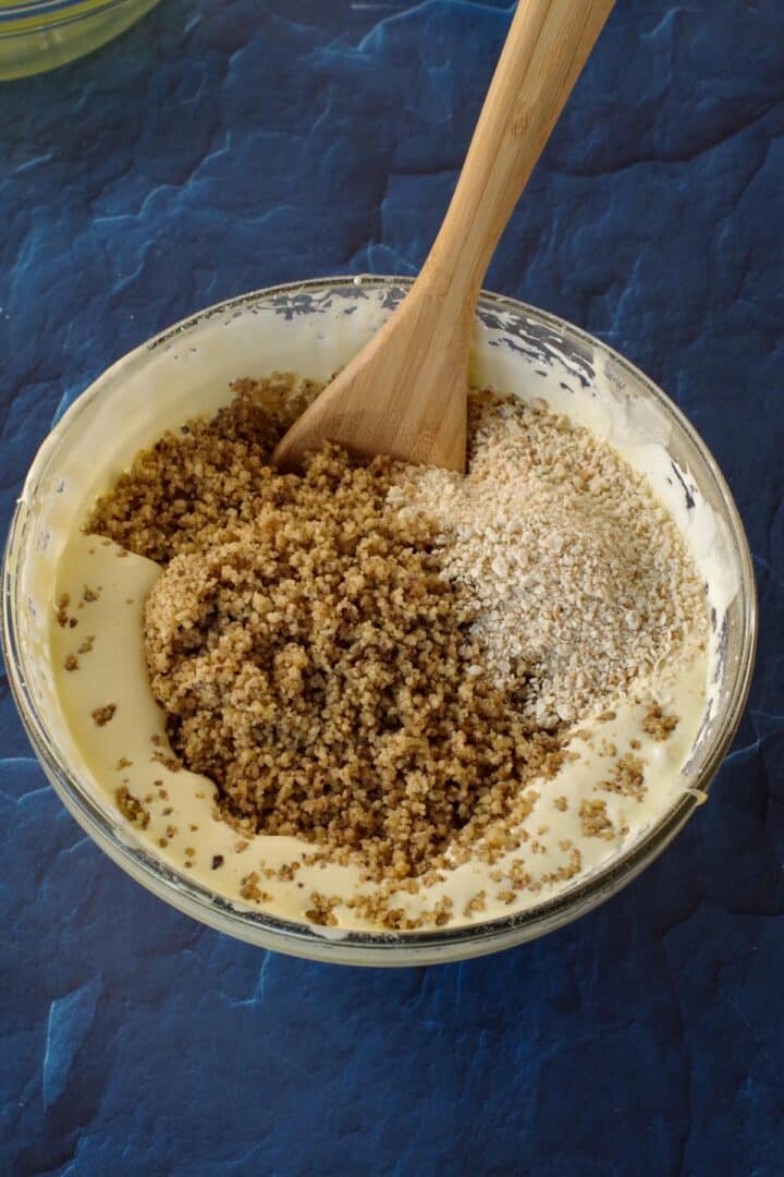 Ukrainian Walnut Torte (with photo instructions)- Food Meanderings