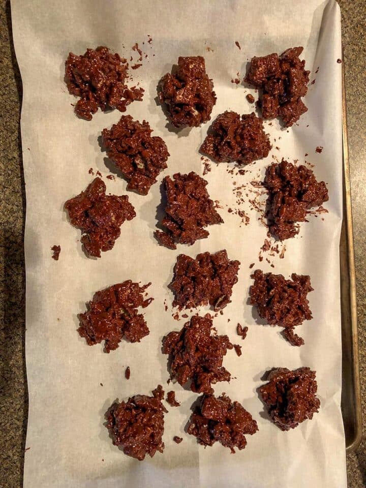 Chocolate Cereal Clusters - Food Meanderings