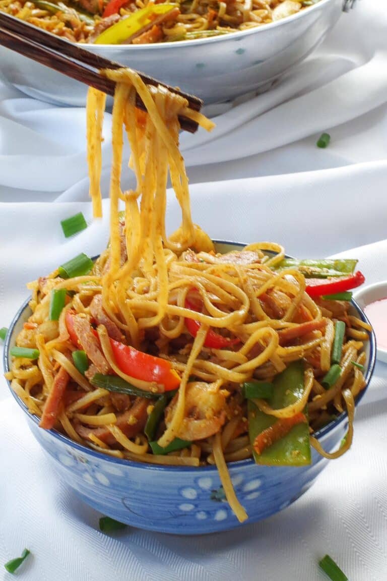 Singapore Fried Rice Noodles - Food Meanderings